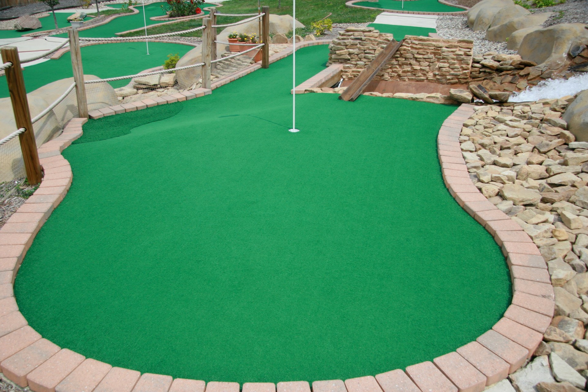 Greens - Walnut Hill Miniature Golf